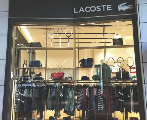 Diseño de locales comerciales de moda - Lacoste Alto Palermo - Miller ...